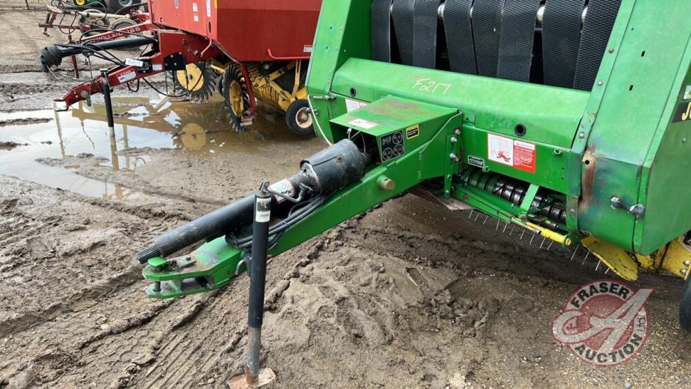 JD 535 RND Baler, s/nE00535X924015, f217 ***Monitor - office shed ...