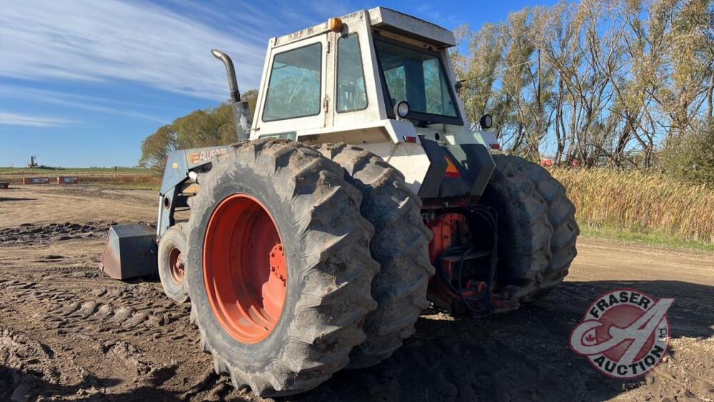 Case 1370 tractor with Allied 794 loader J155 s/n8771669