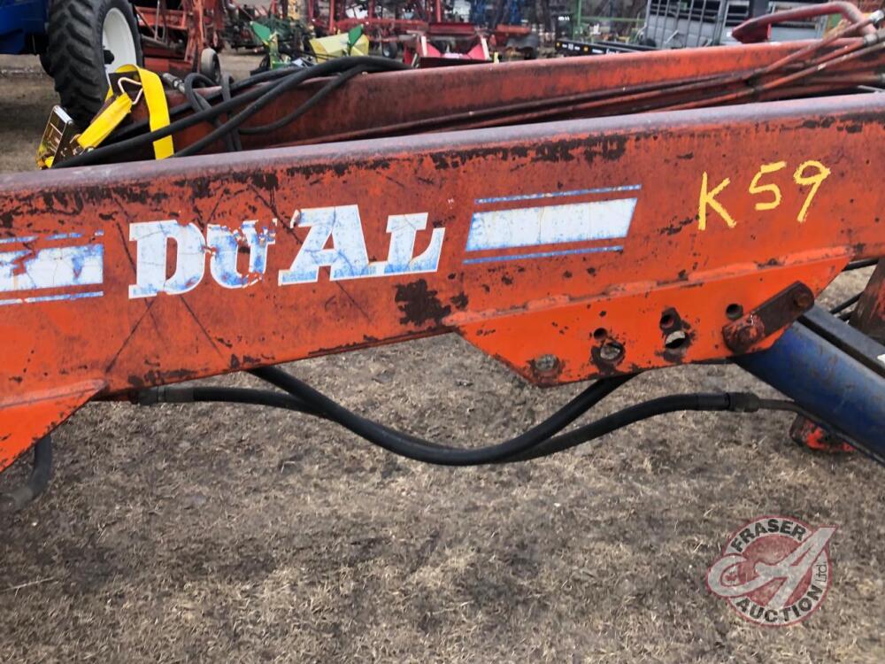 DUAL loader with 7' bucket