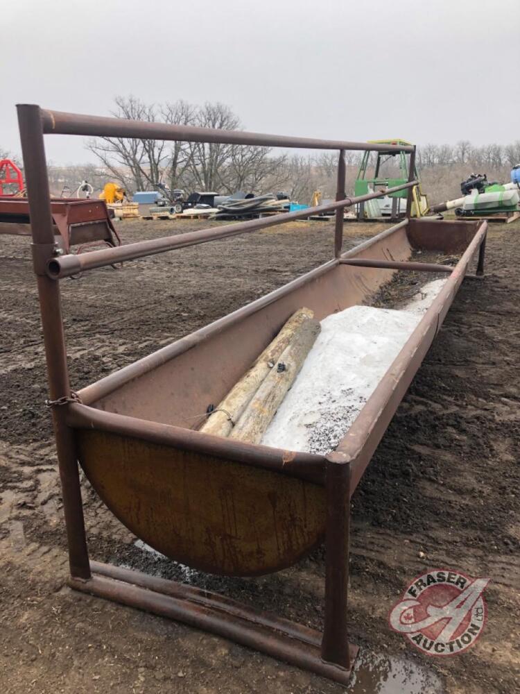 K107, 20' Fence Line Feed Trough (C)