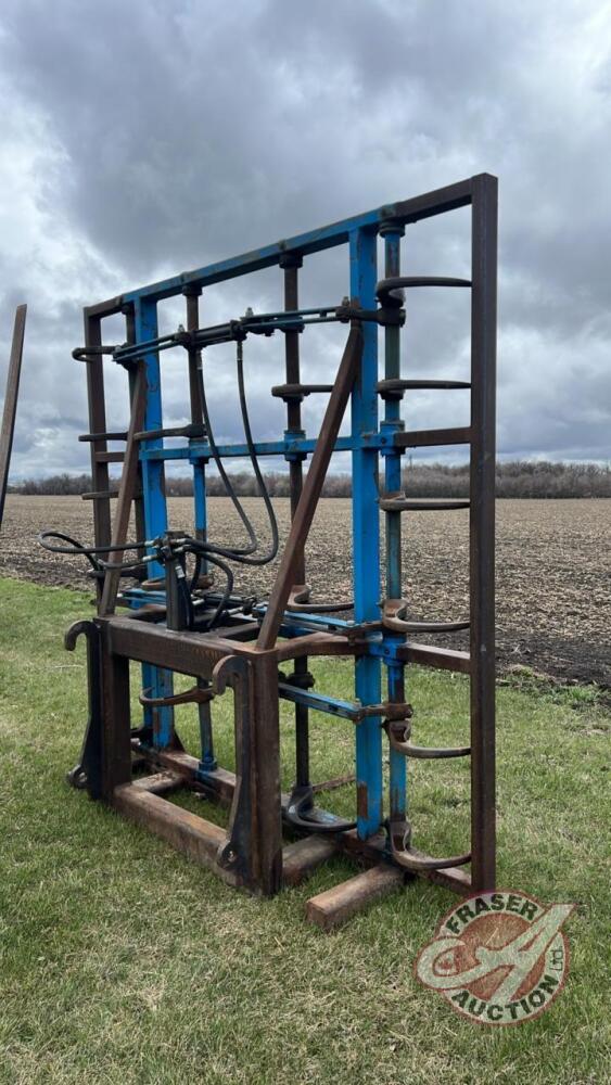 Large Square Bale grapple (JCB mounts) BLUE