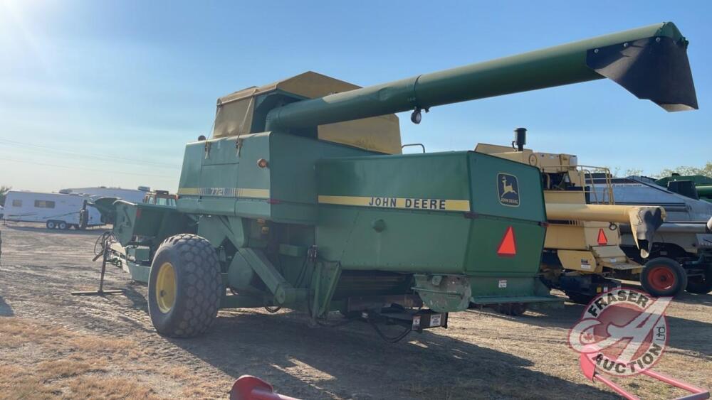JD 7721 PT Combine, S/N 463904, H169 **Books monitor - Office shed**