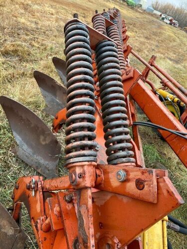 *448 White 8-bottom plow