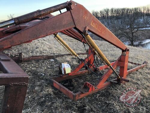 707 Leon front end loader and mounting brackets, frame off 1066 IH with ...