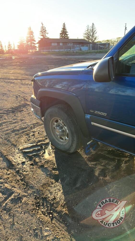 2004 Chevrolet 2500LS Truck VIN 1GCGK23U24F175453 Kms UNKNOWN F132 Owner Sunrise Credit 2004-chevrolet-2500ls-truck-vin-1gcgk23u24f175453-kms-unknown-f132-owner-sunrise-credit