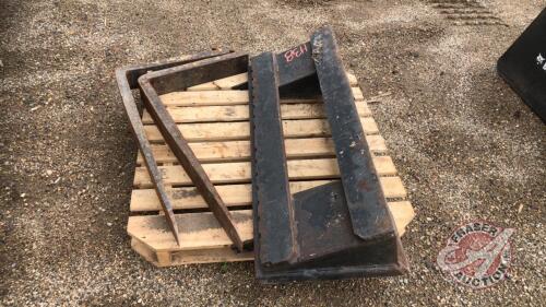 42in wide x 36in long Pallet forks - quick attach, H38