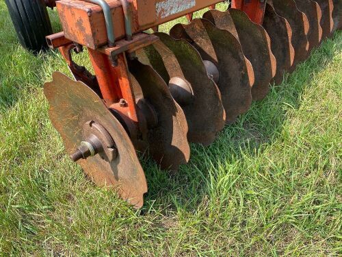 *23' Bush Hog 1445 tandem disc