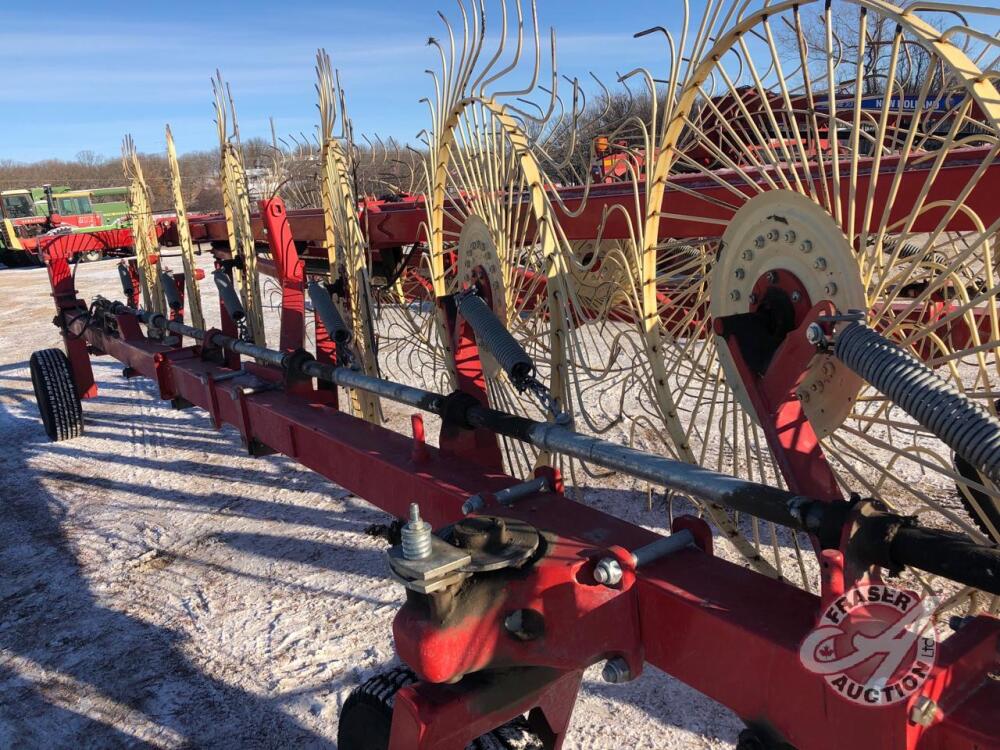 2014 14 Wheel Farm King Easy Rake, K67