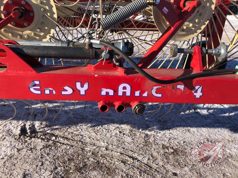 2014 14 Wheel Farm King Easy Rake, K67