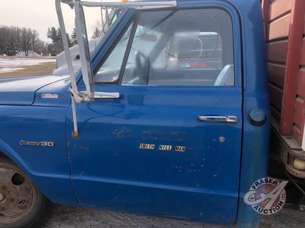 1971 Chevrolet Custom 30 1 ton grain truck, K99, 32944 miles showing ...