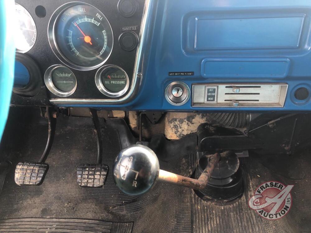 1971 Chevrolet Custom 30 1 ton grain truck, K99, 32944 miles showing ...