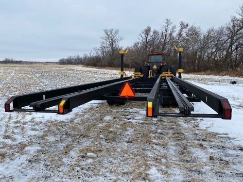 *Buhler Inland Hayliner DBL arm Round Bale Picker